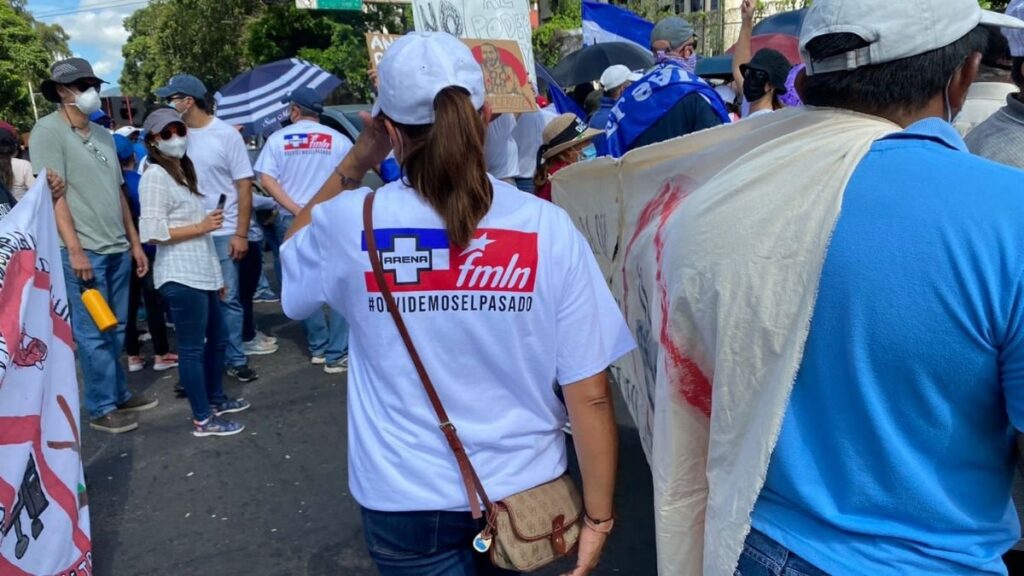 Por primera vez en la historia ARENA y FMLN se unen para atacar al Gobierno